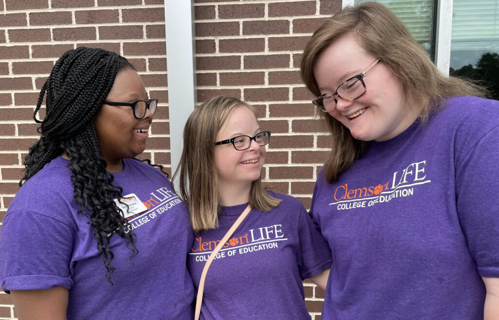 College Programs for Students With Intellectual Disabilities | BestColleges