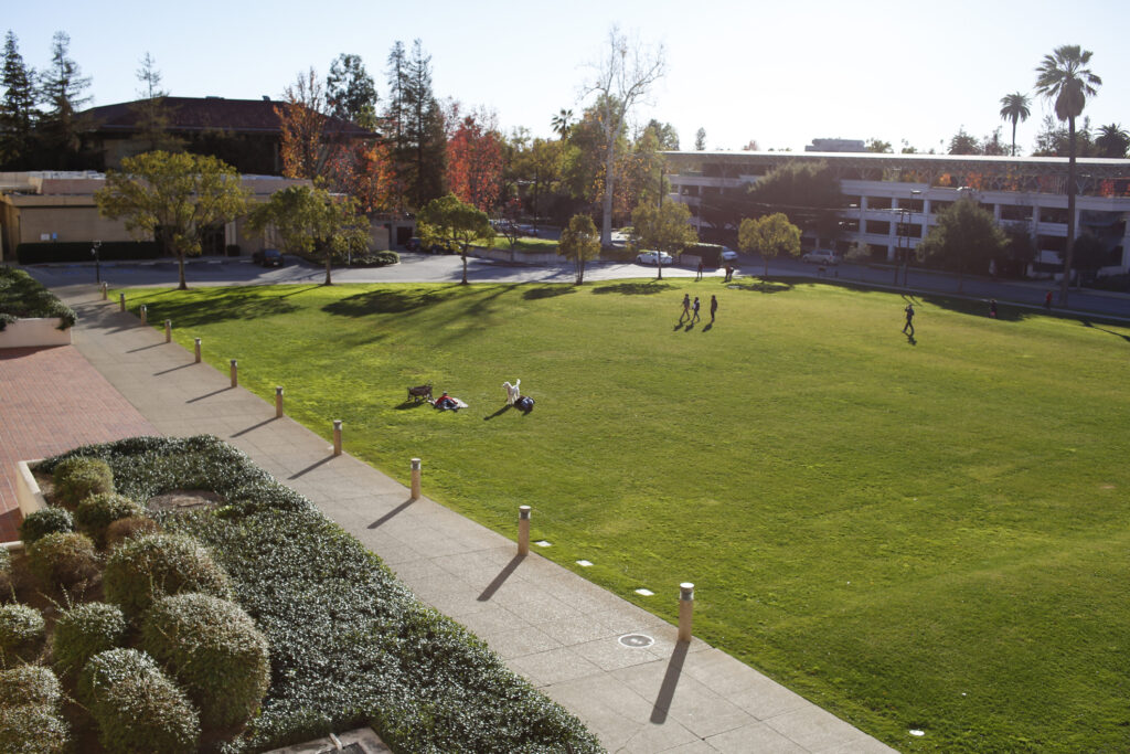 13 Famous USC Alumni You Should Know | BestColleges